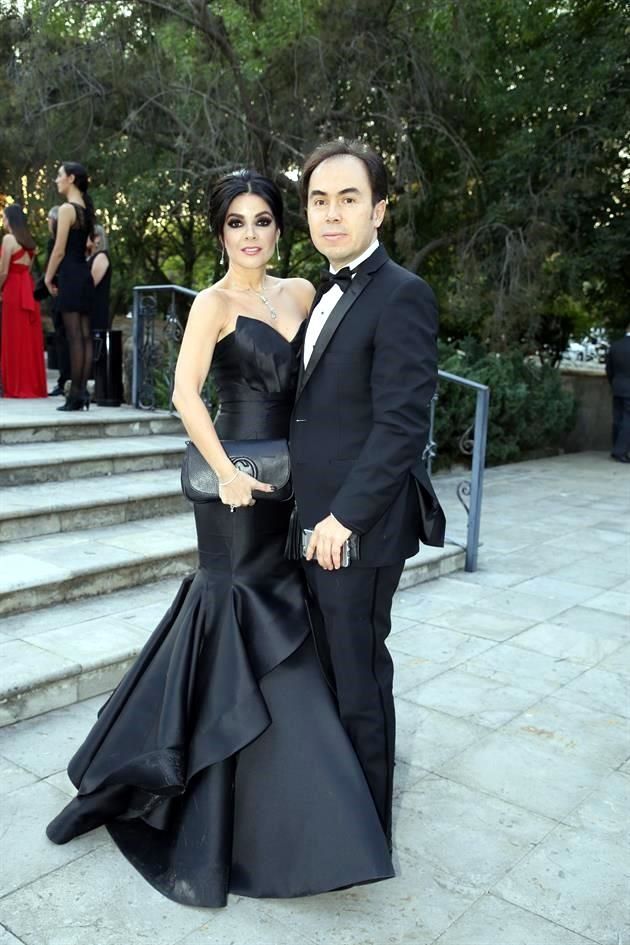 Se unen 'Pollo' Briseño y Alethia Sada