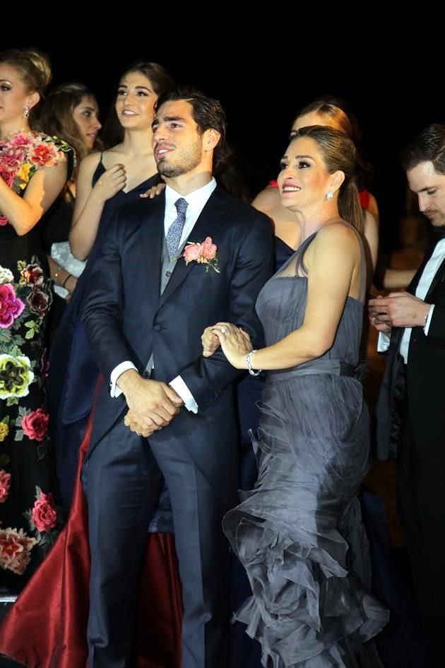 Se unen 'Pollo' Briseño y Alethia Sada