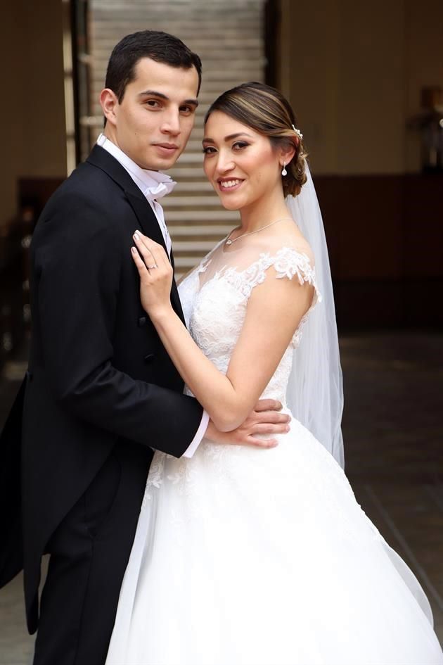 Roberto Garza Married