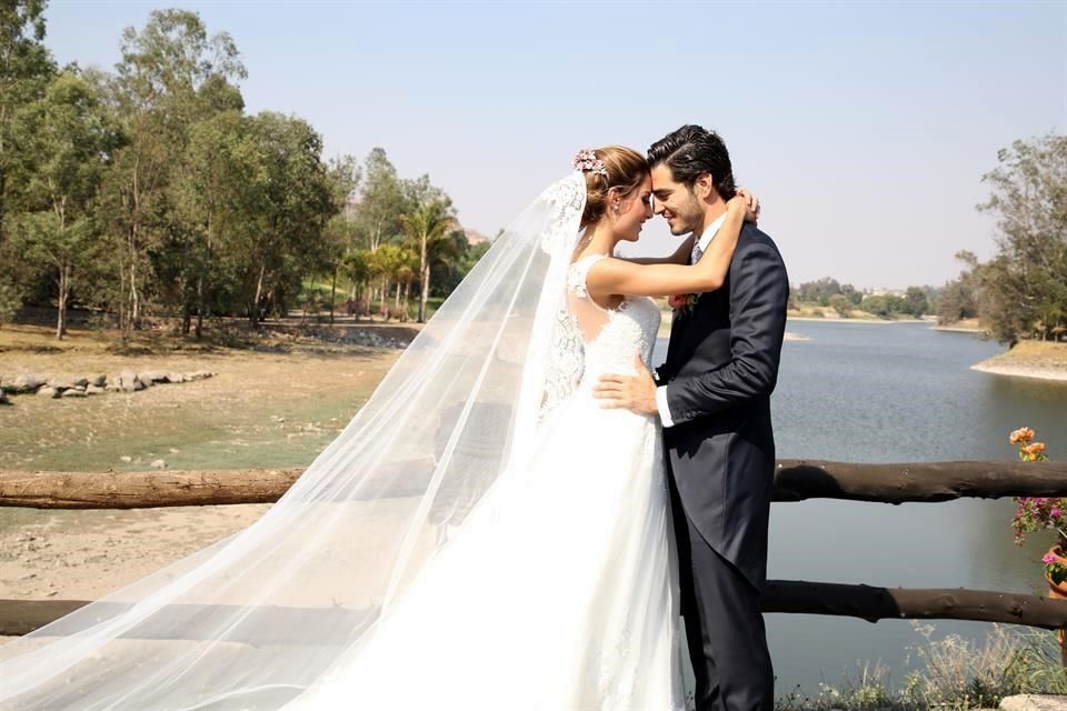 Se unen 'Pollo' Briseño y Alethia Sada