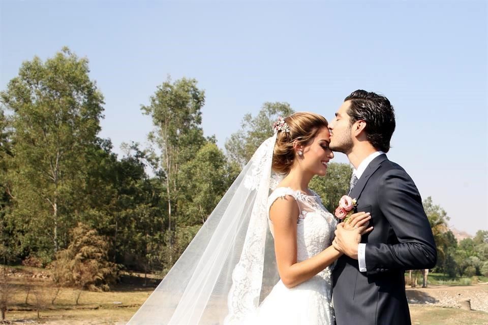 Se unen 'Pollo' Briseño y Alethia Sada