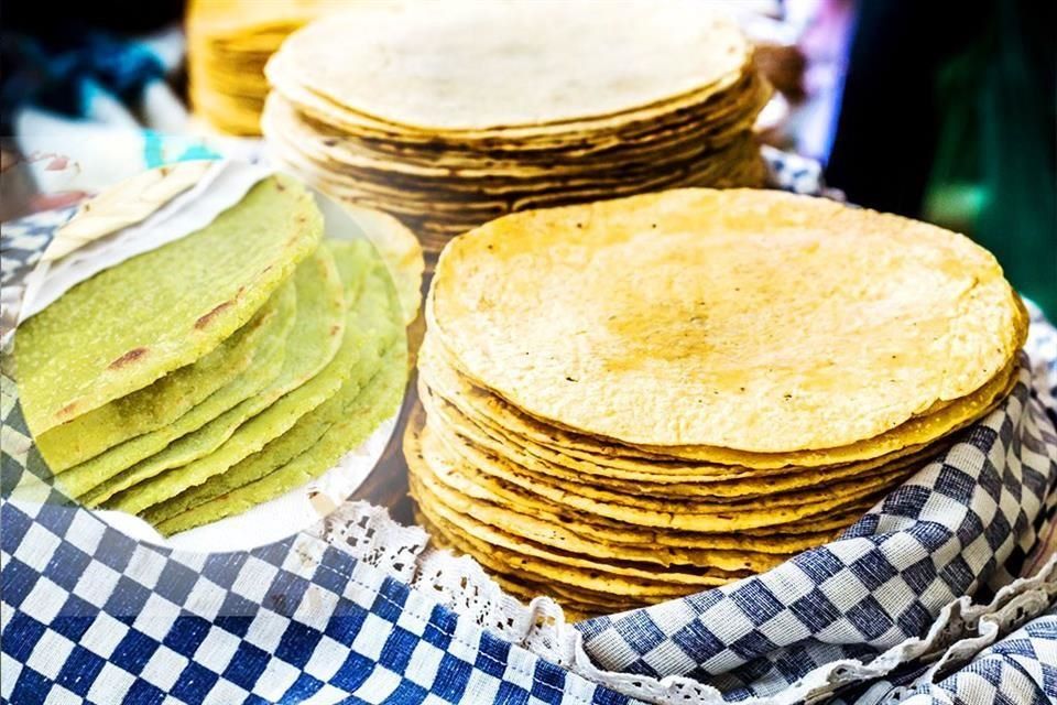 Grupo Reforma --- Tortillas, ¿de maíz, harina o nopal?