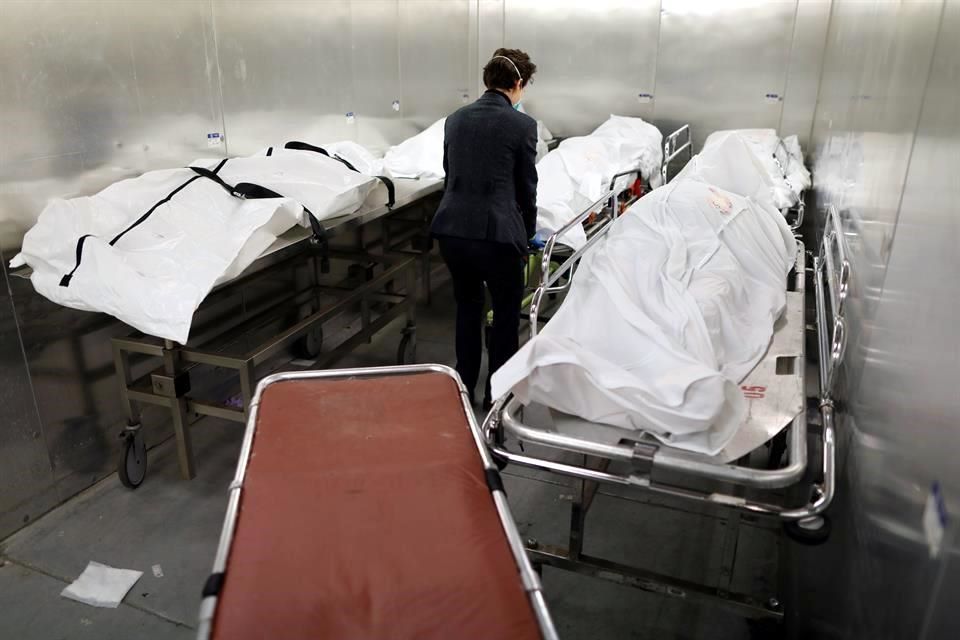 Persona Muerta En El Hospital Center On Halsted | Home