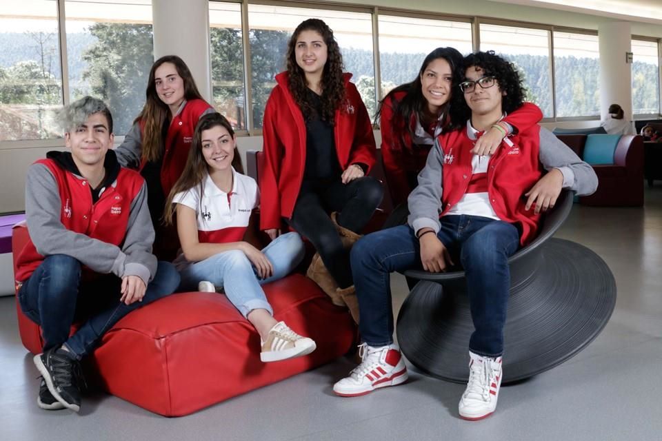 La primera piedra para construir un mundo mejor, Prepa Ibero