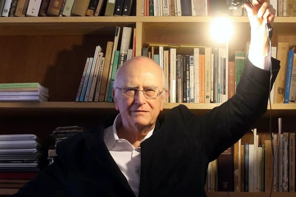 Roger Bartra en voz de sus colegas