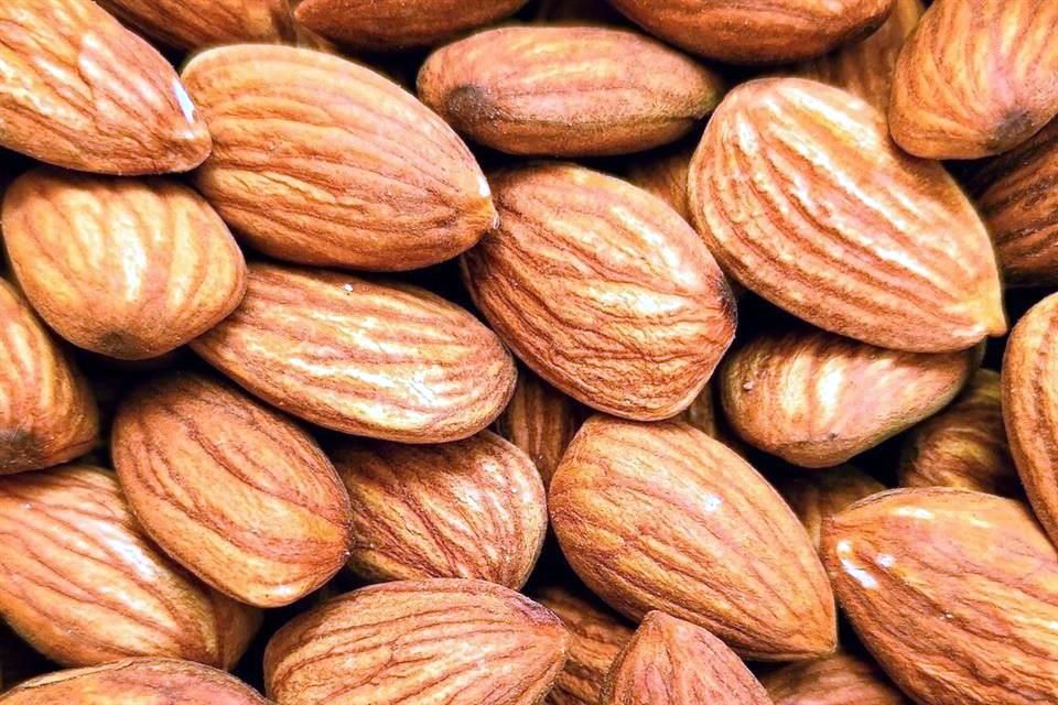 ¿A que no sabías estos 7 datos de la almendra?