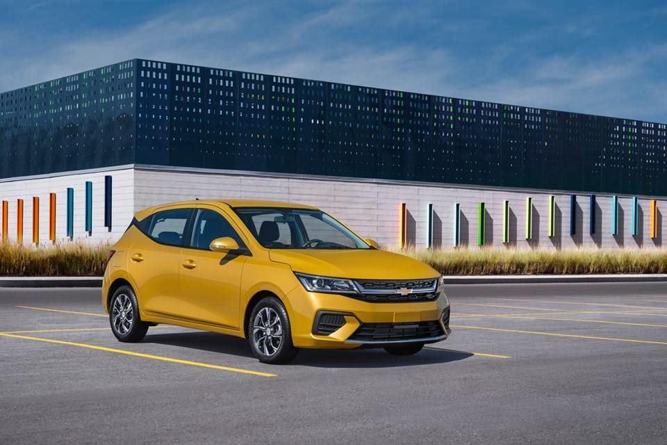 Chevrolet Aveo, renovado y con versión hatchback