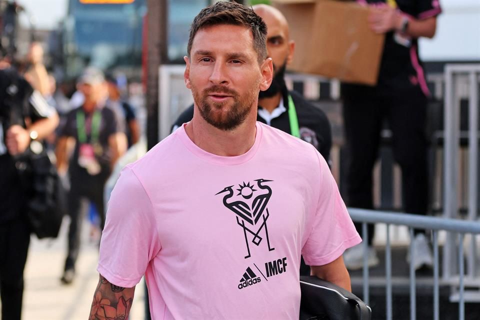 El debut de Messi en Miami contra Cruz Azul al momento