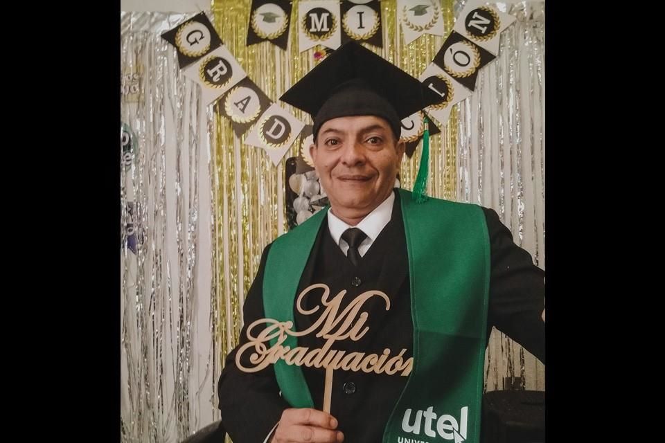 UTEL crea futuros con educación en línea