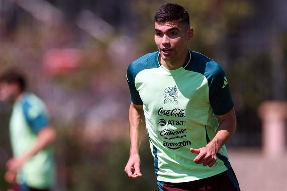 Se incorporan Santi, Johan y Obed al Tricolor